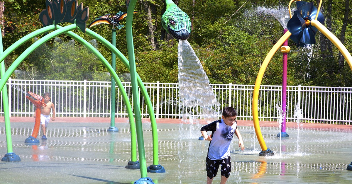 Splash Pad — Unique Zero-depth Water Playground in CT - Nature's Art ...